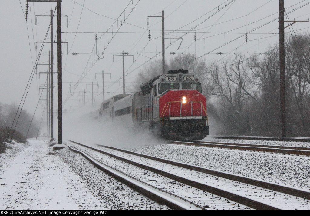 MARC train 520(16) in the snow